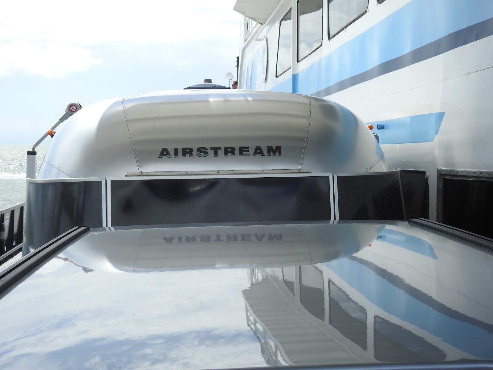 TWO PEAS AND THE POD: FIRST FERRY RIDE FOR "THE POD"