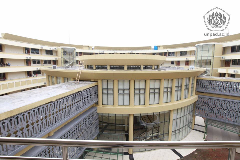 Rektorat Unpad Jatinangor | Cerita Hidup