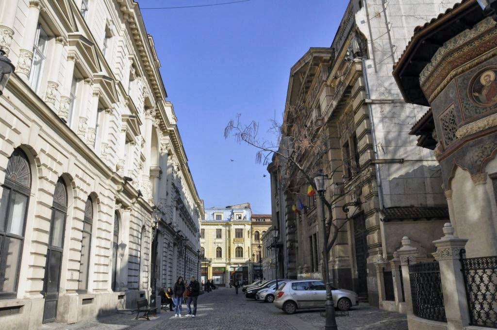 Turist în București: Strada Stavropoleos - Centrul Vechi - Bucuresti