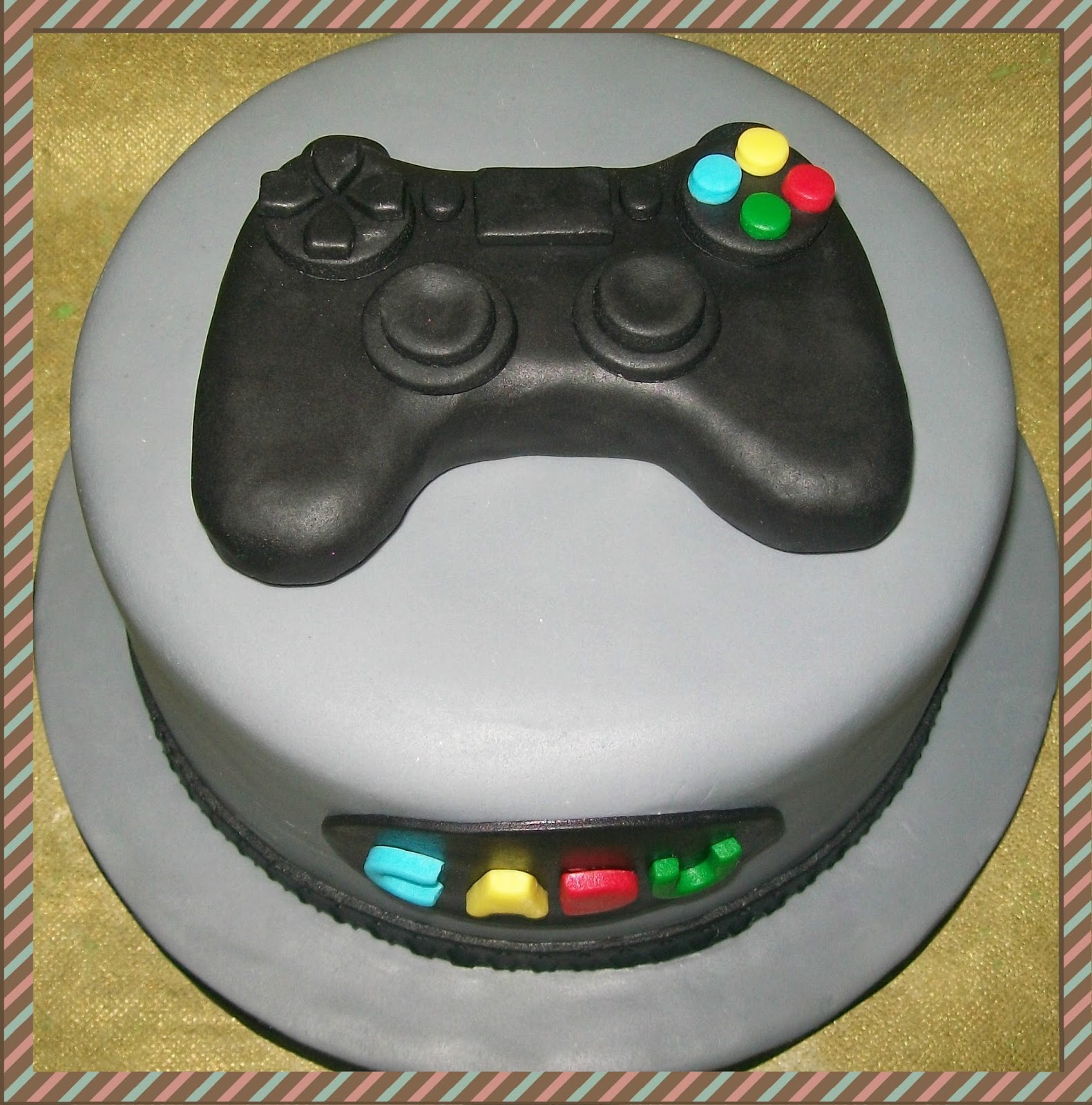 Bolo De Aniversario Tema Video Game - Compartilhar Bolo