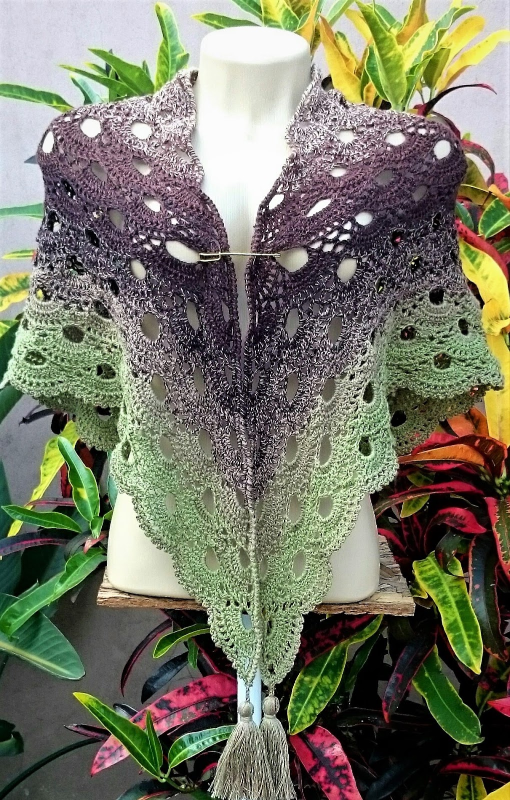 JANBRAZIL: Xale em crochê/crochet shawl