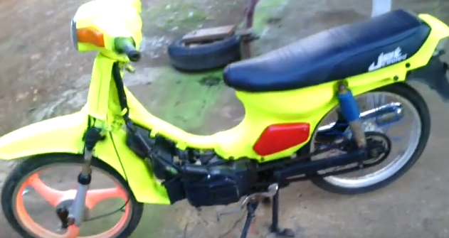 Modifikasi Motor Suzuki RC 100 Terbaru Lebih Menawan