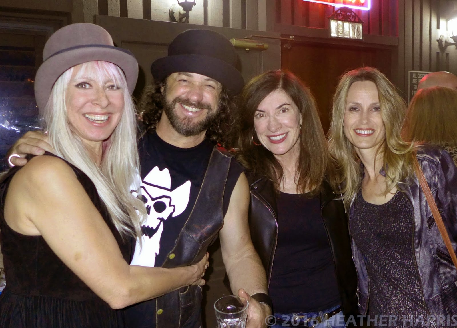 Fast Film: LESLIE KNAUER AND AL TEMAN LIVE 4.23.16, Maui Sugar Mill Bar