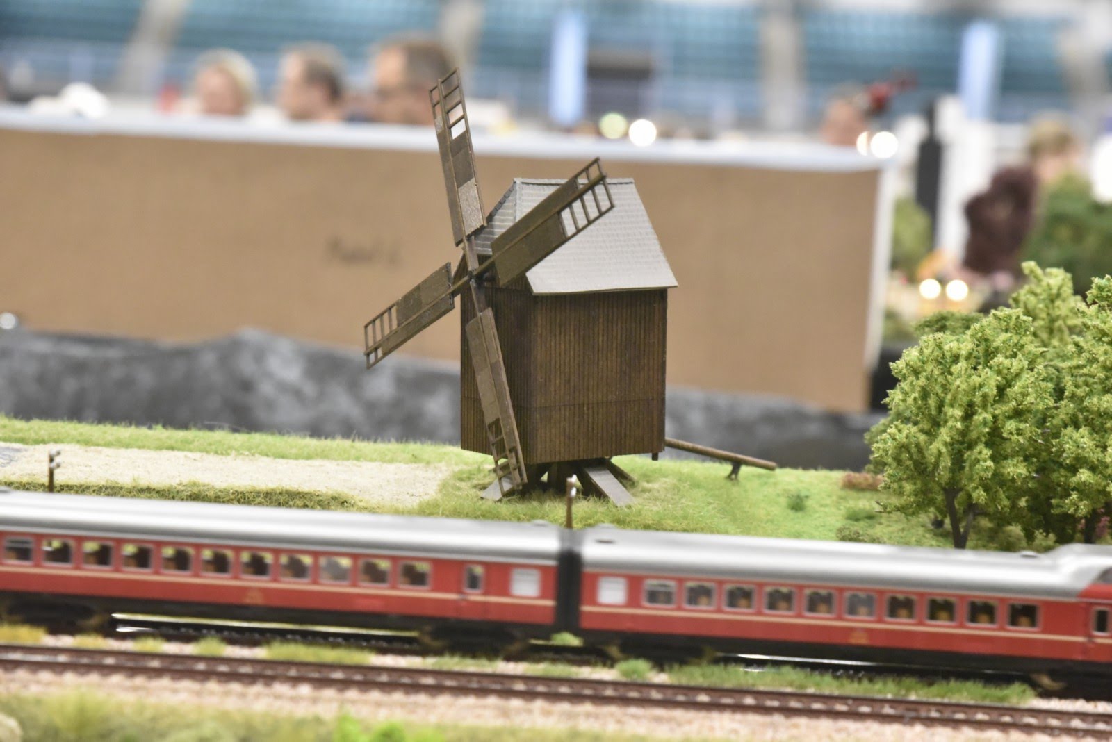 F.Ormstrups Blog.: april 2018