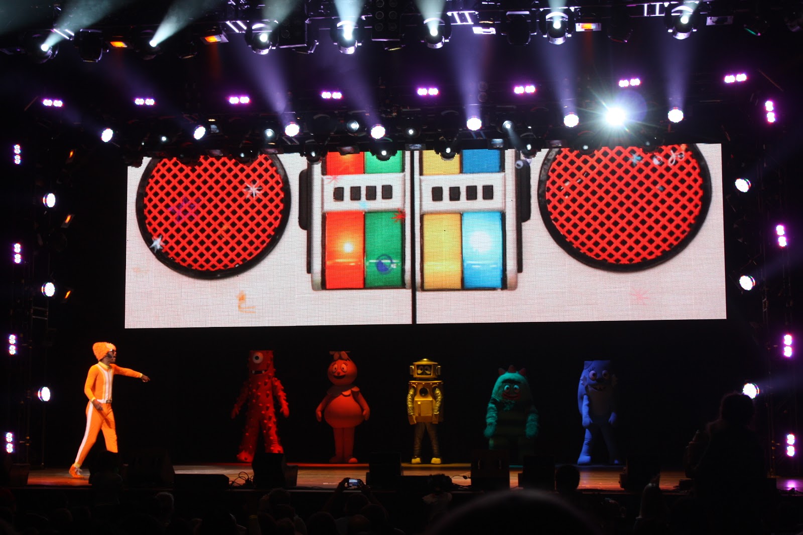 RockerByeBaby: Yo Gabba Gabba Live was AMAZING!!!