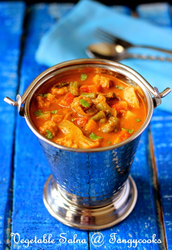 CONCOCTIONS OF A COOKAHOLIC !!!: Vegetable Salna/Gravy- For Parotta