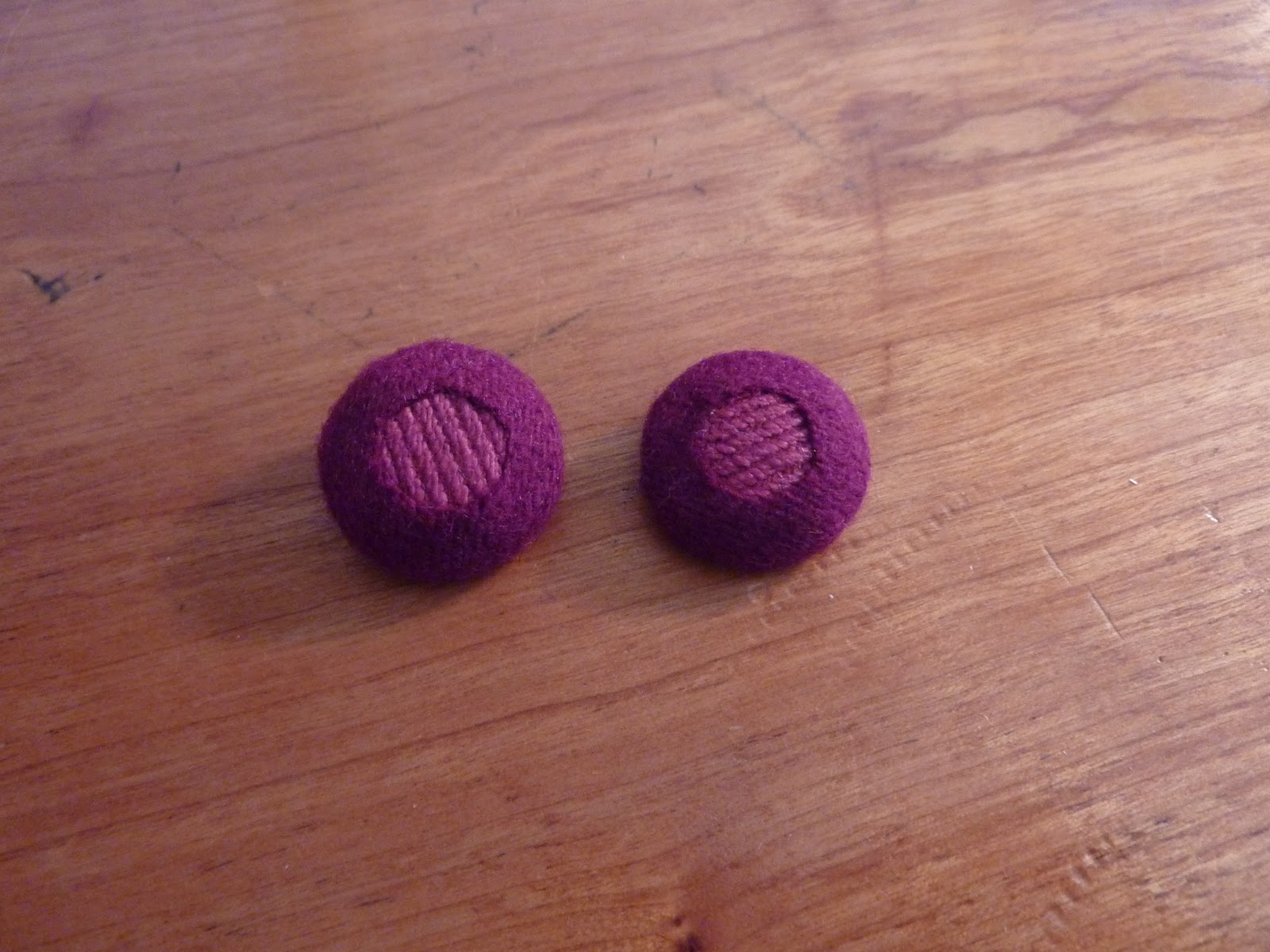 Beauty From Ashes: Two Toned Self Covered Buttons Tutorial