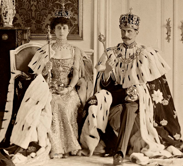 All My Tiaras: Queen Maud of Norway | The Court Jeweller