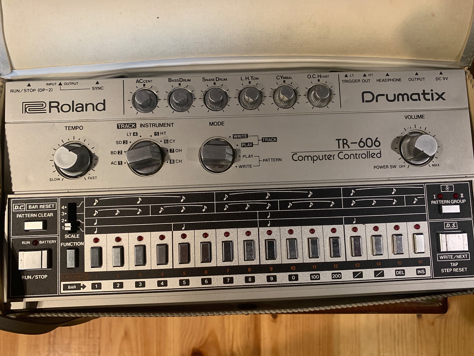MATRIXSYNTH: Roland TB-303 + TR-606