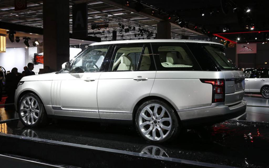 Novo Range Rover Vogue 2013 desembarca no Brasil em Fevereiro