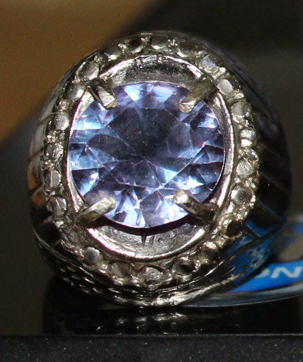 Definisi atau Pengertian Batu Mulia | Majapahit Gemstone