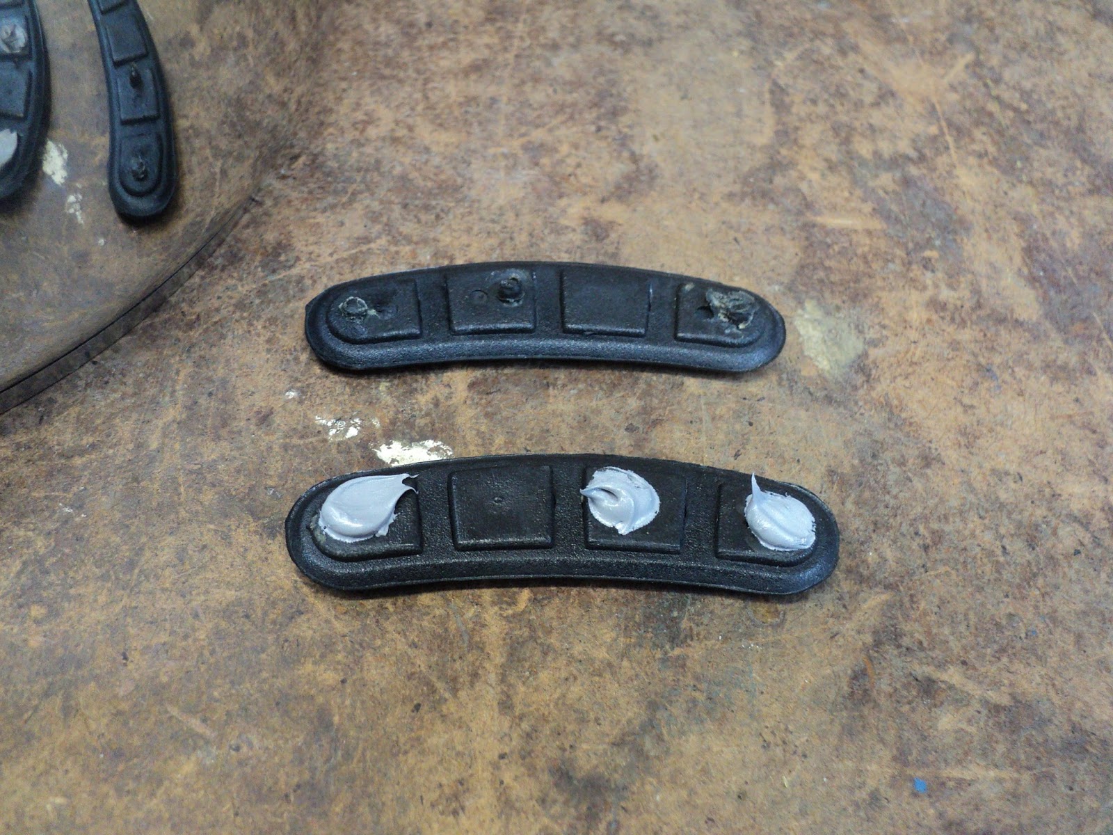 Rouge River Workshop: A De-Laminated Pot Handle Insulator