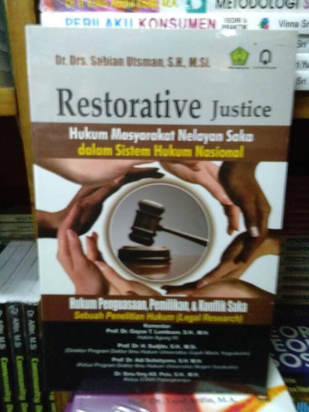 Muthmainnah_Blog: Resensi Buku Restorative Justice Hukum Masyarakat Nelayan Saka Dalam Sistem ...