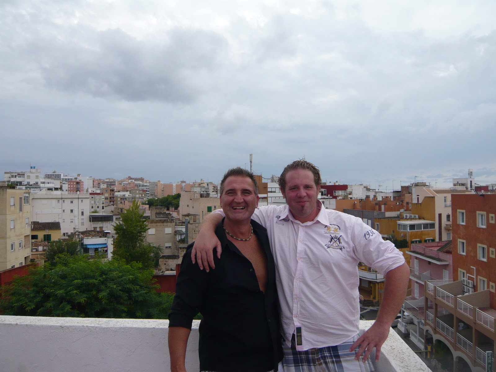 Robin und Svens Fotowohnzimmer (ASK 18 ) gemäß der 4,7% des Bierfasses