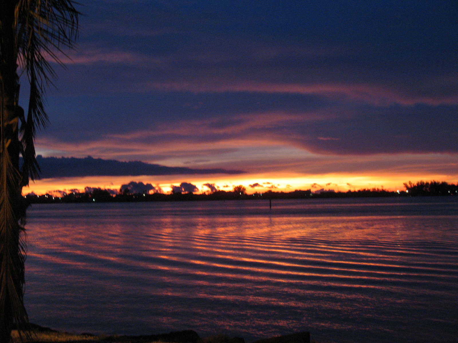 liquidsummer: The most AMAZING sunset!