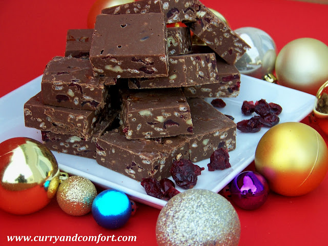 Kitchen Simmer: Decked out Deck the Halls Fudge