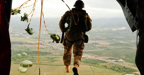 SNAFU!: McGregor BLASTS US Army General leadership AND says they're ...