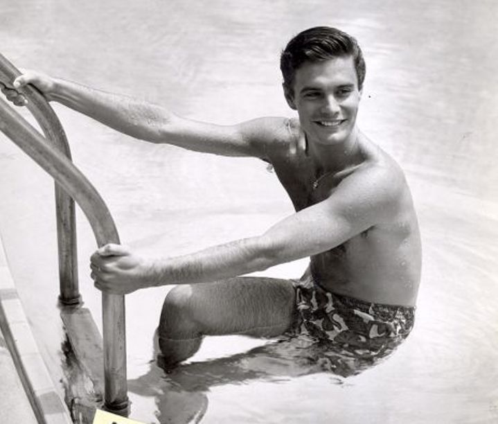 my new plaid pants: Louis Jourdan Ten Times