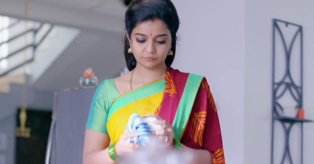 actress rare collections: Swathi rare Navel show