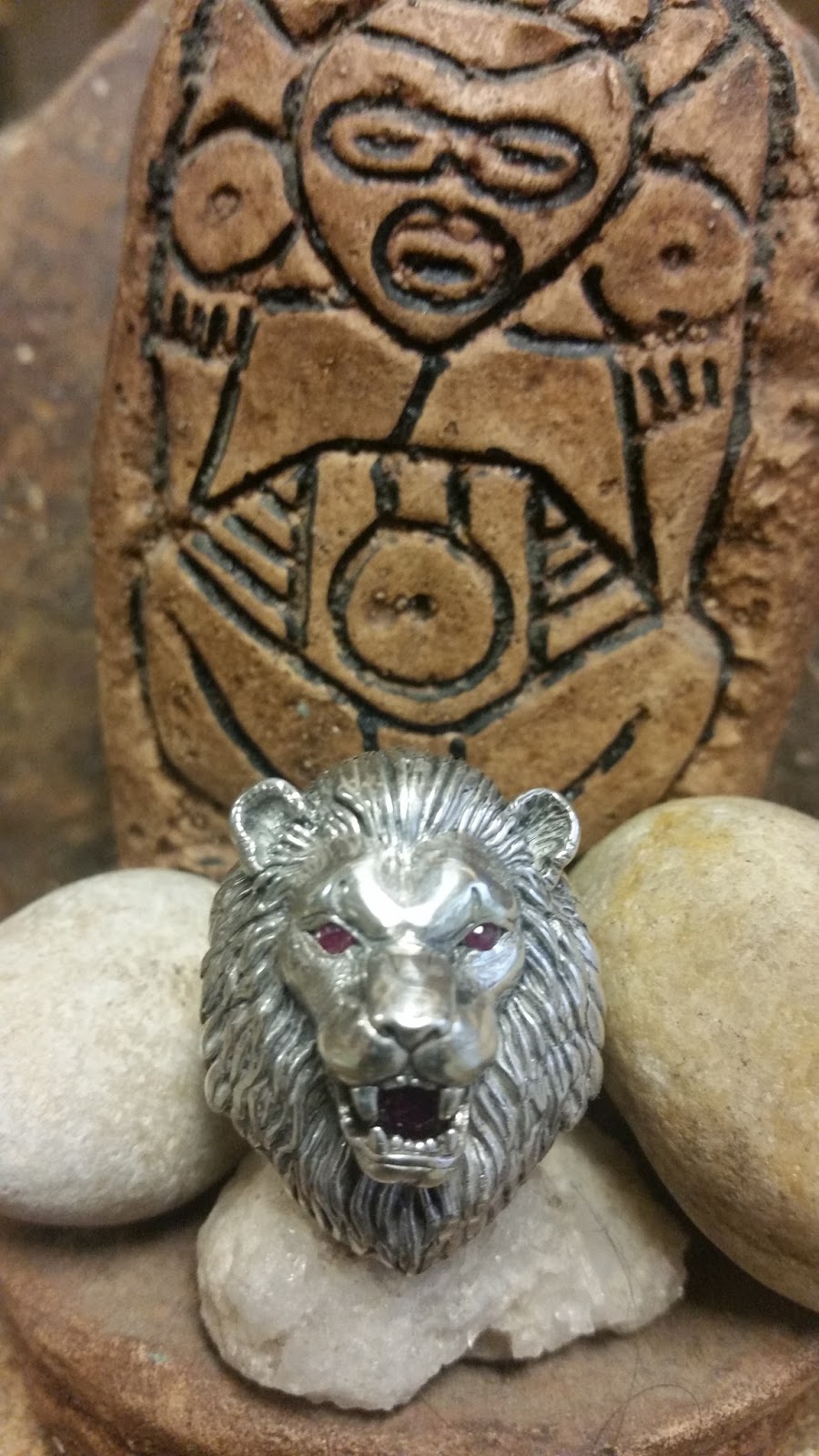 Metalsmith Orfebreria: Silver and Rubies Lion of Judah Ring / Sortija ...