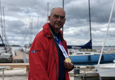 A Sailors Lot UK: The CO. of TS Bulldog S/Lt (SCC) Martin Phillips RNR ...