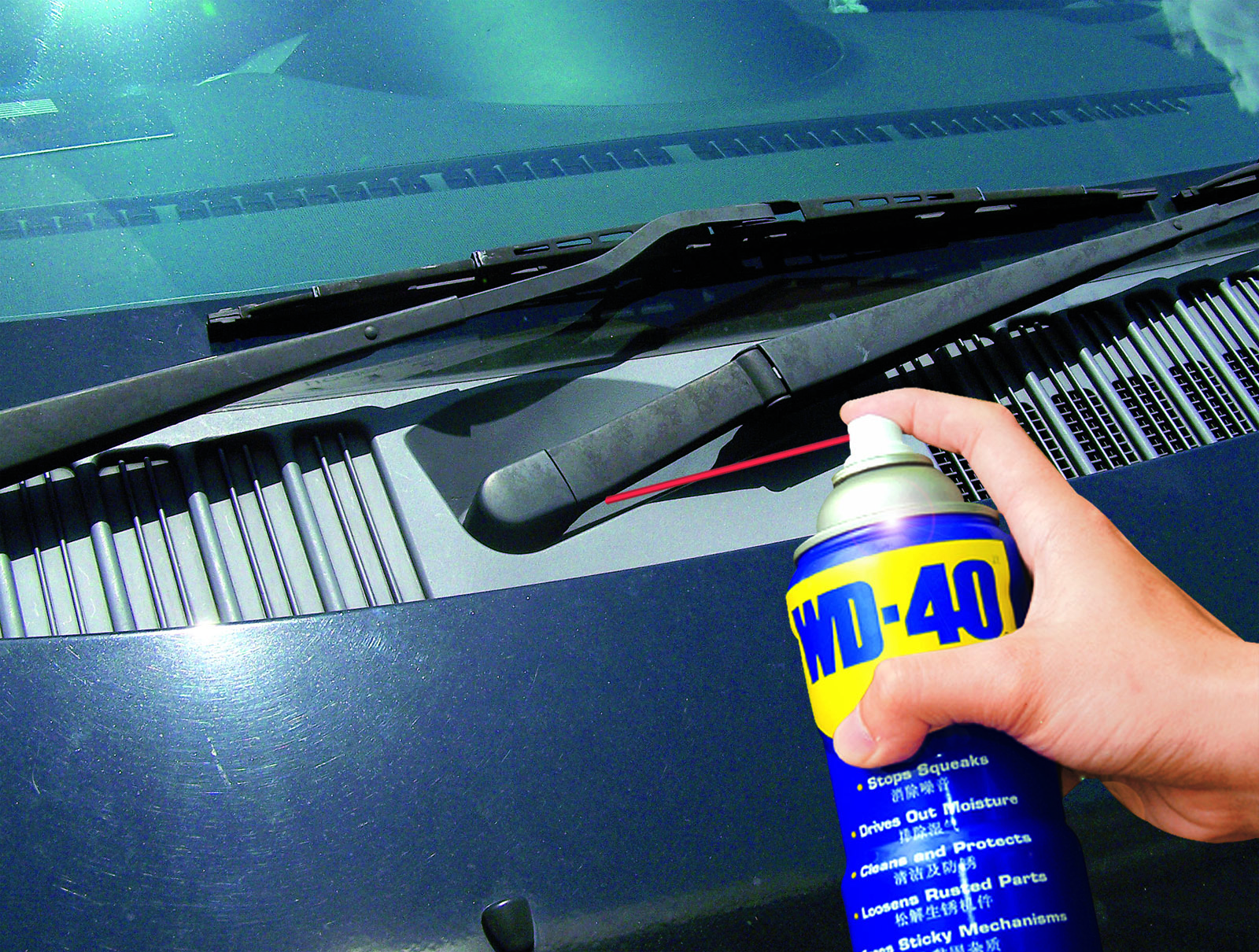 CAR CLEANING MADE EASY WITH WD-40®