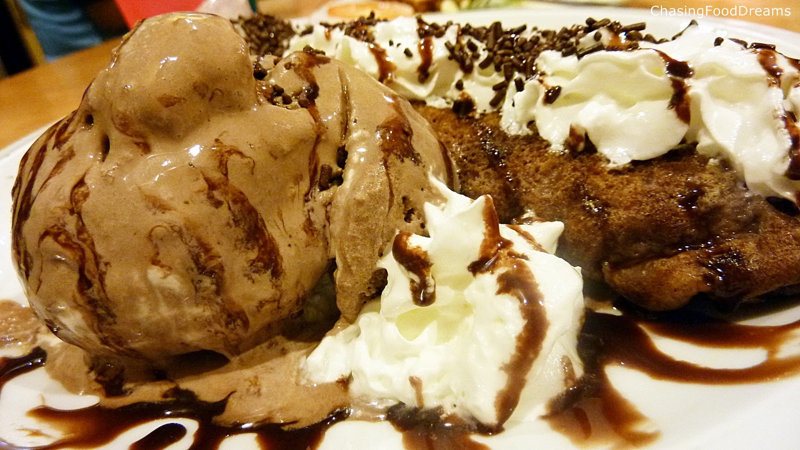 CHASING FOOD DREAMS: Penang Food Crawl: Crepe Cottage - The Ultimate ...