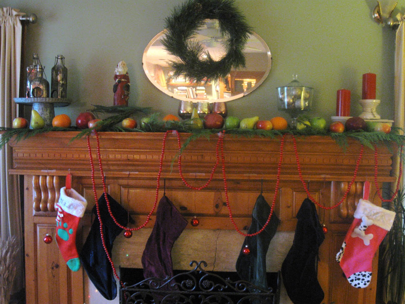 Blondie's Journal: HOLIDAY MANTEL PARTY