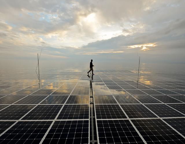 Suburban spaceman: Turanor PlanetSolar: Largest solar boat arrives in ...