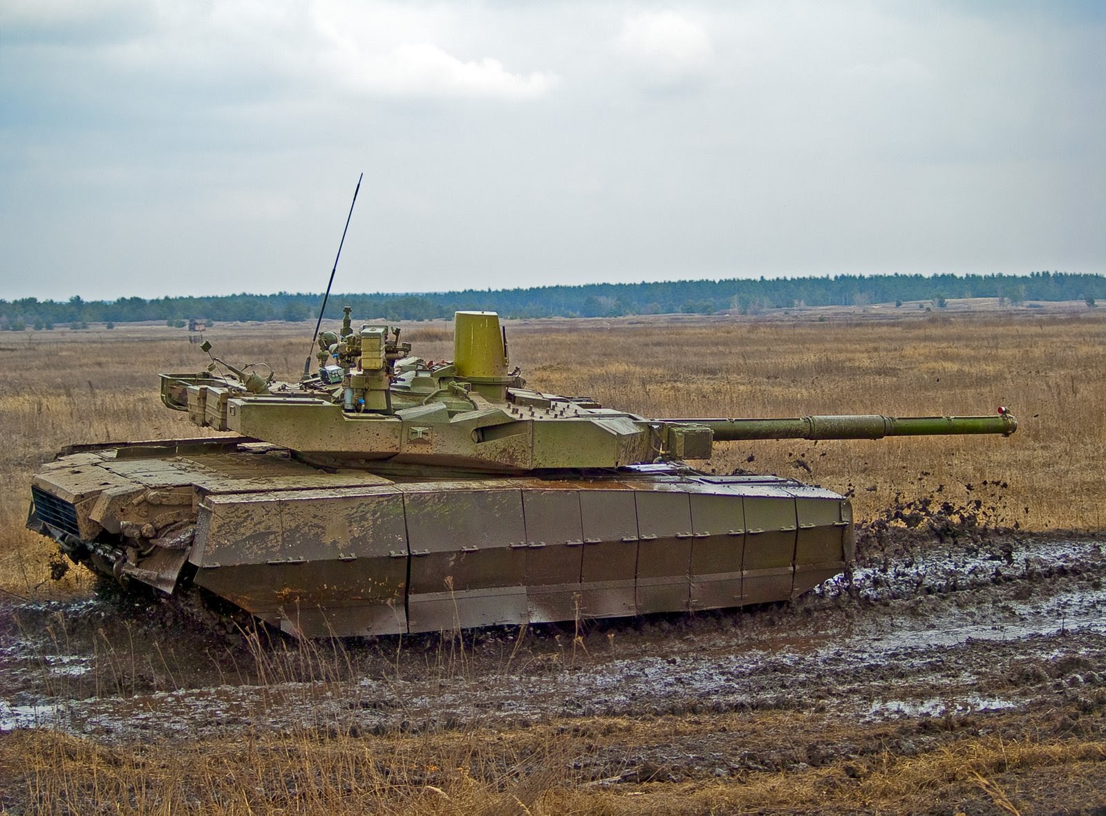 THAIDEFENSE-NEWS: GALLERY & VIDEO: OPLOT M - Main Battle Tank