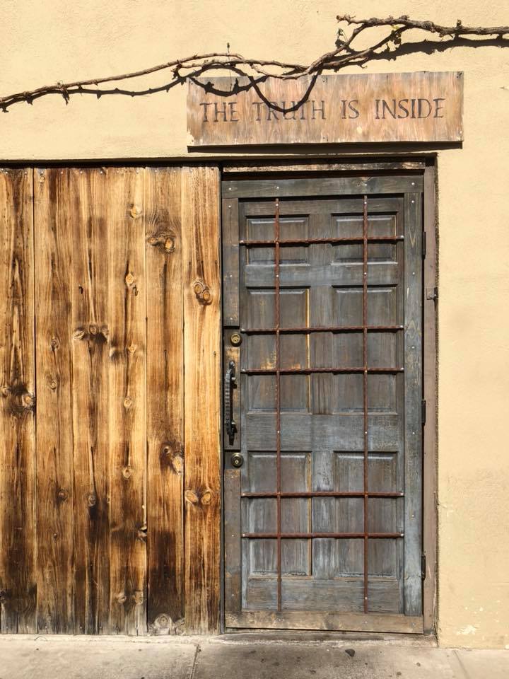 Dragonfly's Poetry & Prolixity: The Door by Miroslav Holub