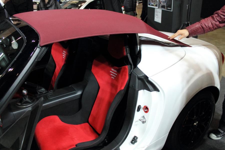 Roadster.Blog: Mazda MX-5 Spyder Concept