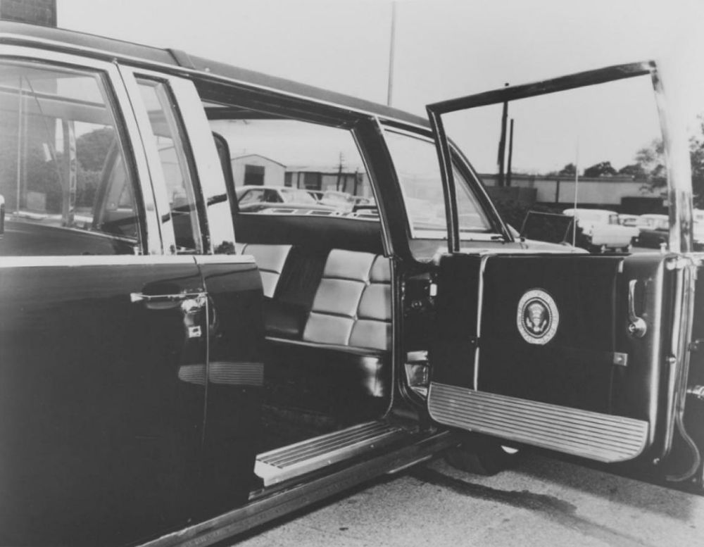 One of the Most Famous Vehicles in History: Rare Photographs of JFK ...