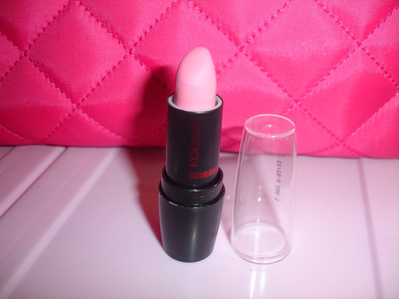 Josi Lima: Batom rosa chiclete