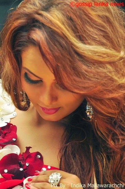 Menaka Peiris PASSION OF SRI LANKAN ACTRESS AND NEW SEXY MODELS | Very ...