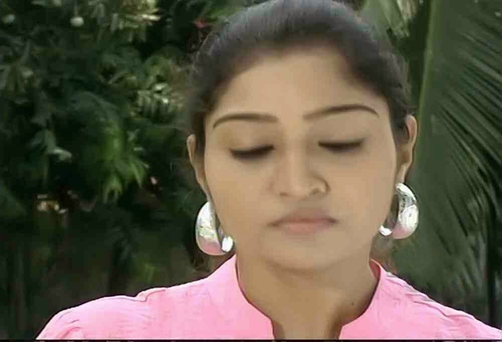 Telugu TV Bhamalu: Neelima Rani hot closeup
