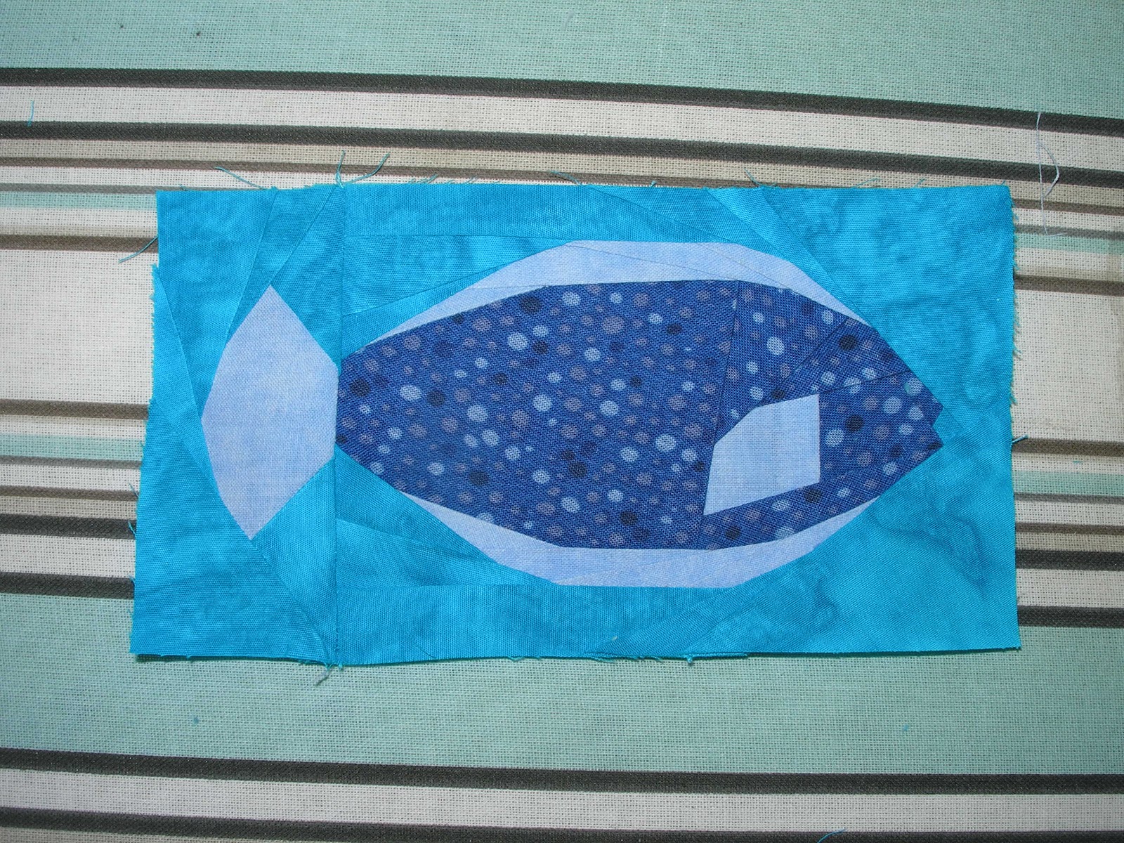 Life Sew Crafty: Ocean Life Quilt - Part 1
