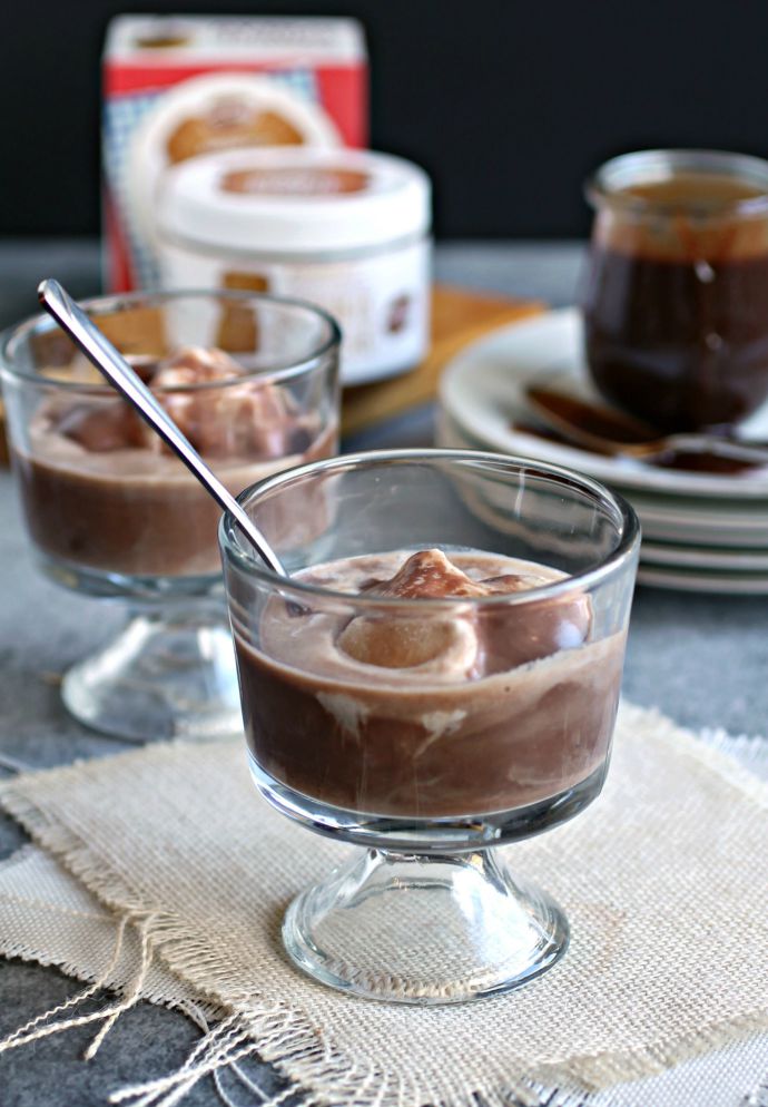 Hungry Couple: Cookie Butter Hot Cocoa Ice Cream Floats