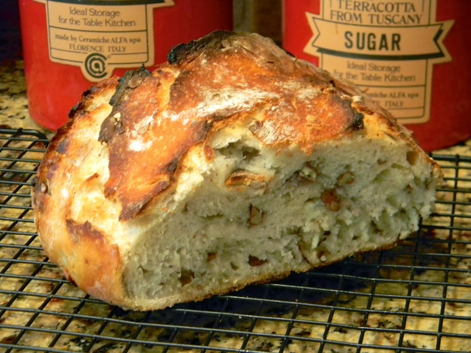 White Chocolate Pecan Crusty Bread (no knead)