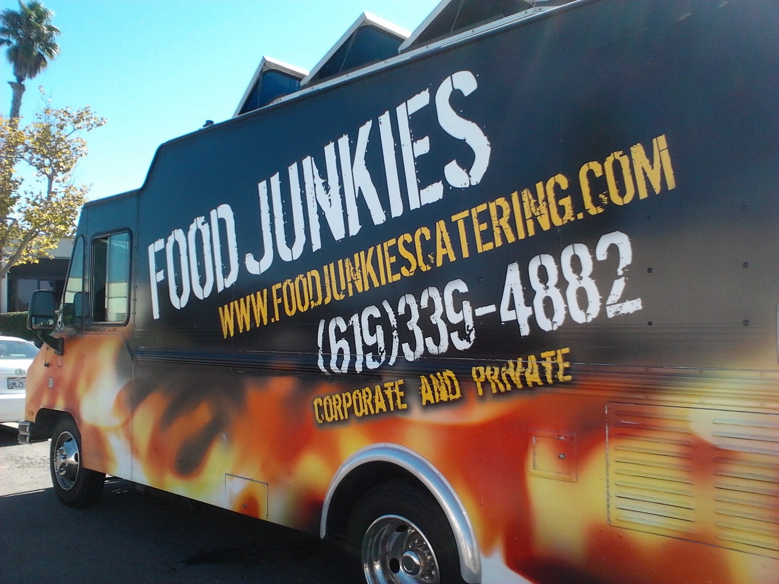 Food Truck Amy Reviews: Food Junkies ~ Fish Tacos