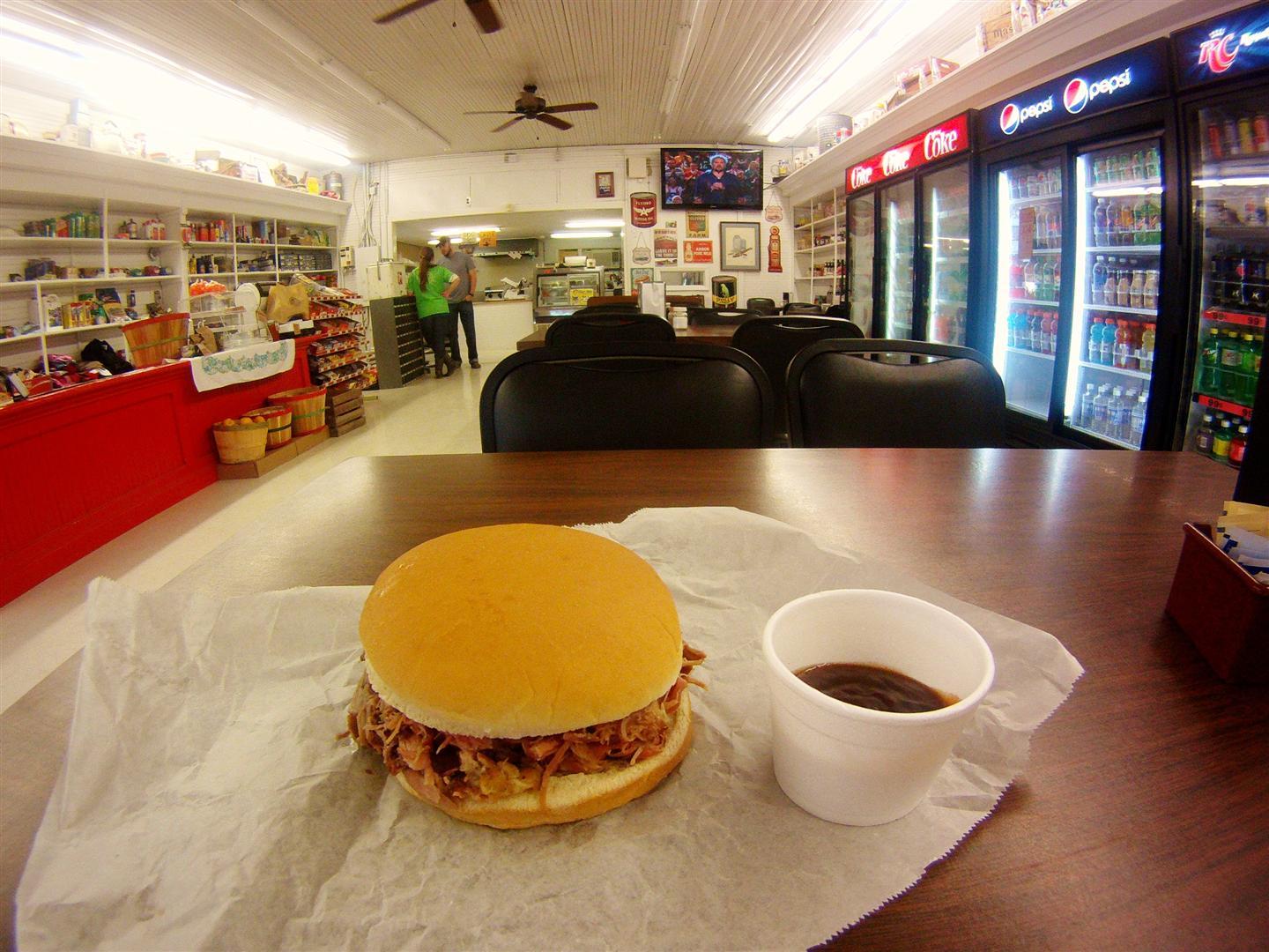 Countryside Food Rides: Boyce Store (Alvaton, KY)