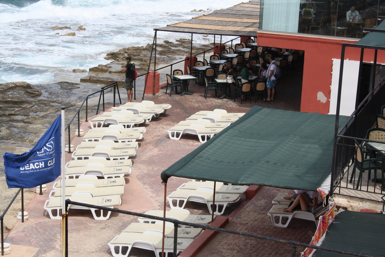 Malta 2011: Lieblingslokal Surfside Bar & Grill