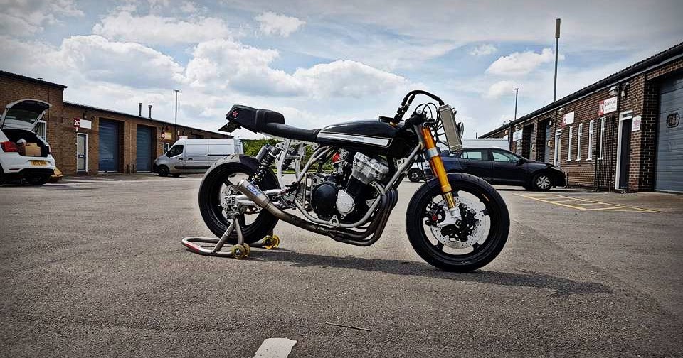 GS Restomod - RocketGarage - Cafe Racer Magazine