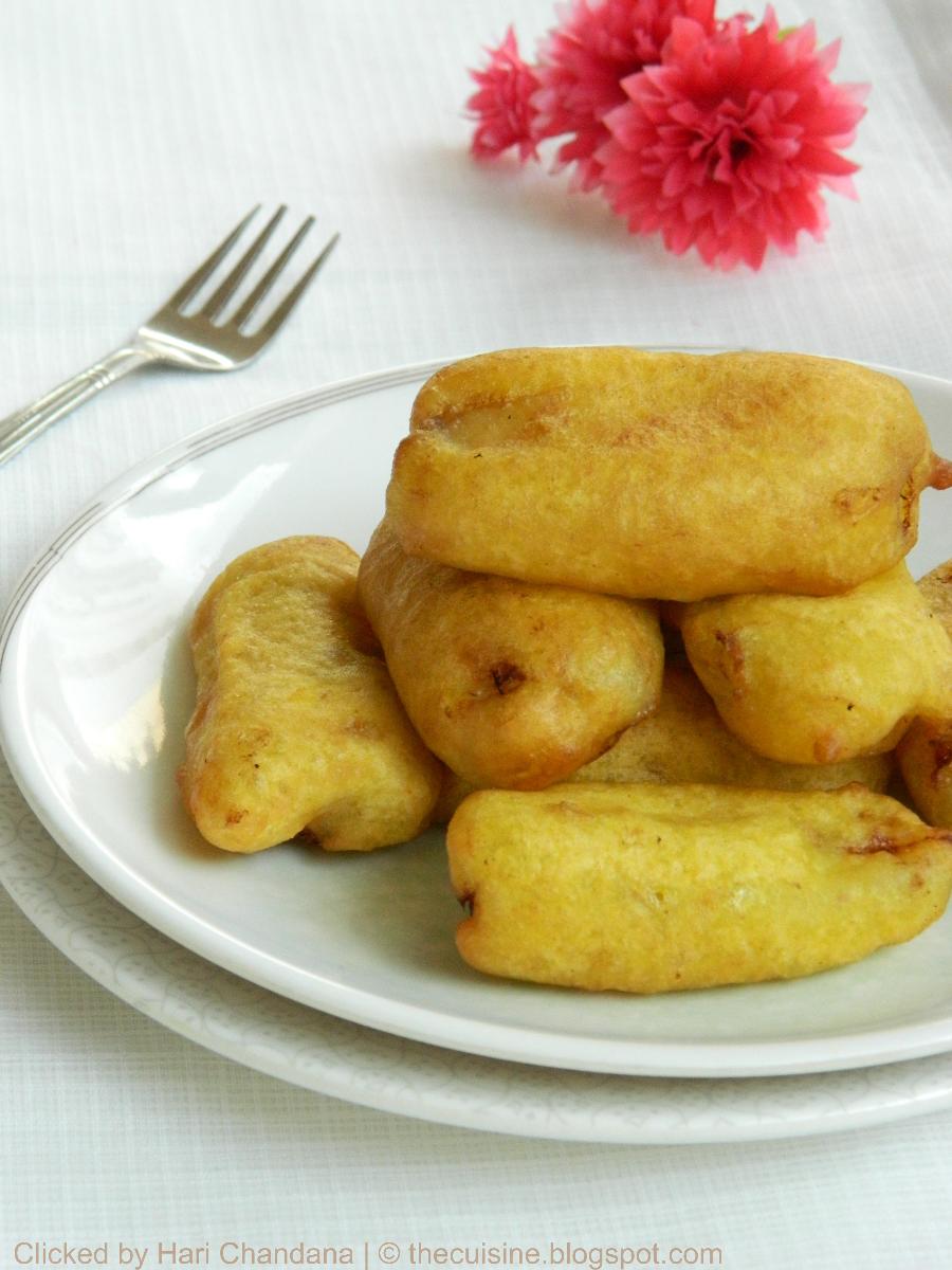 Pazham Pori / Ethakka Appam ~ Ripe Plantain Fritters Recipe - Blend ...