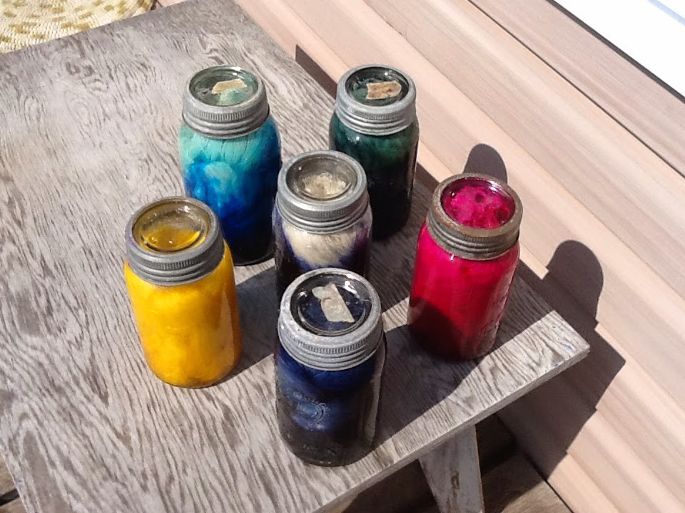 Elmlea Farm: Solar Dyeing...Let the Summer Heat Do the Work!