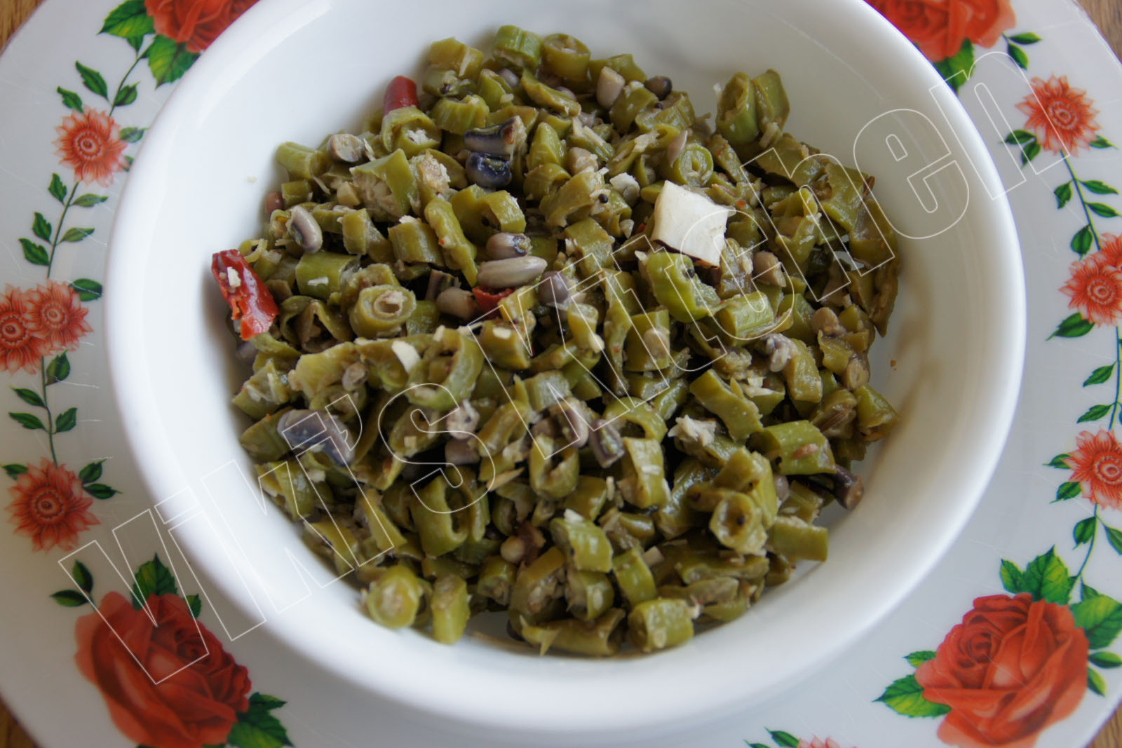 Viki 's Kitchen: Yard-long beans stir fry (Karamani poriyal)