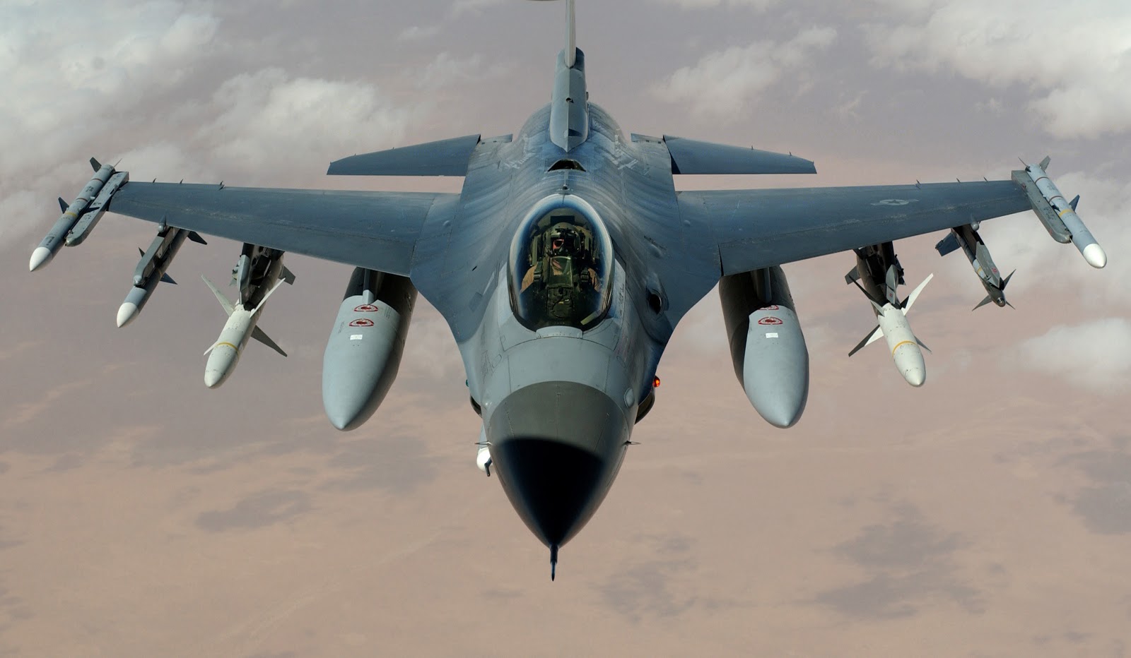 WARNA KEHIDUPAN: PESAWAT TEMPUR F-16 fighting falcon