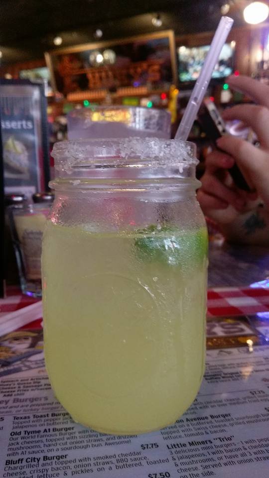 Not Just Another Southern Gal: Huey's Restaurant - #Restaurantreview