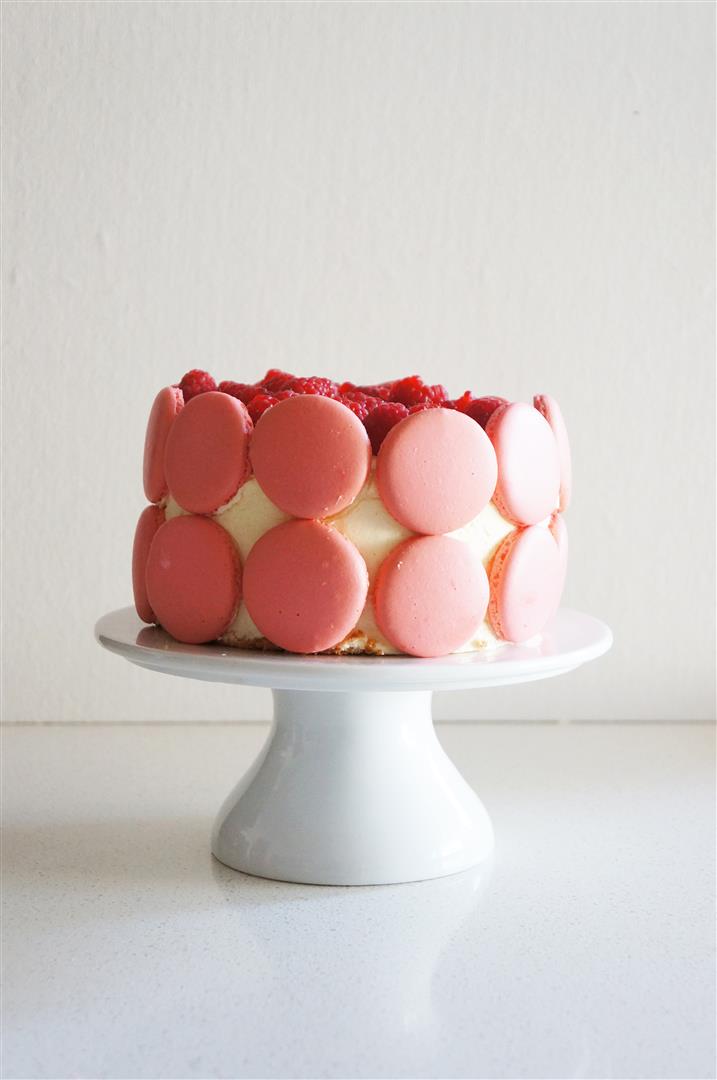 Raspberry, Lychee and Vanilla Cake | Cakelets & Doilies