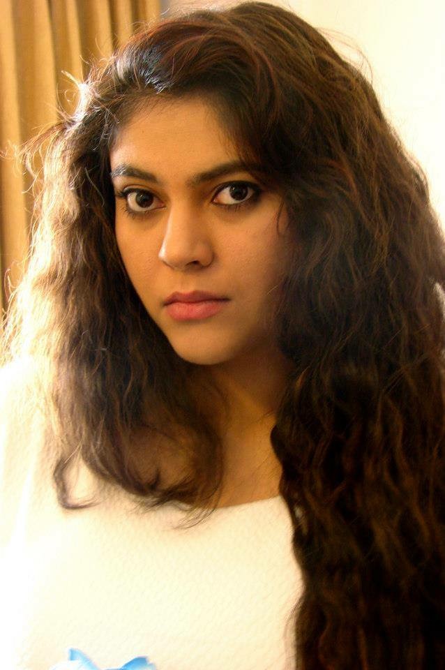 Actress Sherin 2016 Latest Photo Shoot Gallery | Gethu Cinema